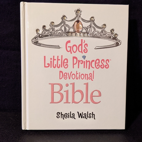 Author: Sheila Walsh | Other | Gods Little Princess Devotional Bible ...
